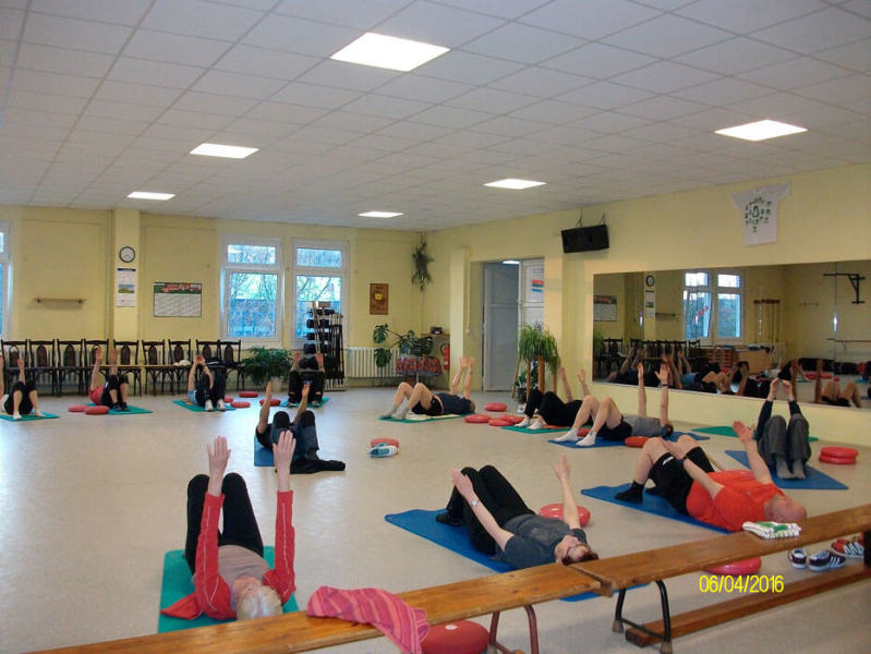 Rücken aktiv - pro aktiv Gesundheitsstudio Rücken aktiv - pro aktiv Gesundheitsstudio
